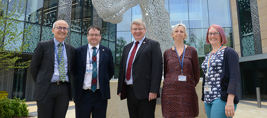 Martin Whitfield MP visits the Institute and Science Outreach Centre ...
